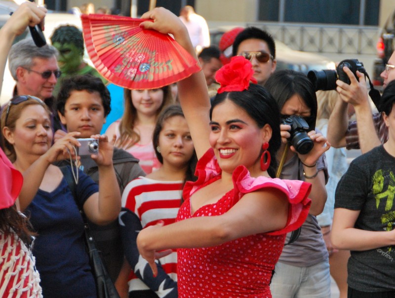 Bailaora Paloma Rios at KUMPANIA Flash Mob